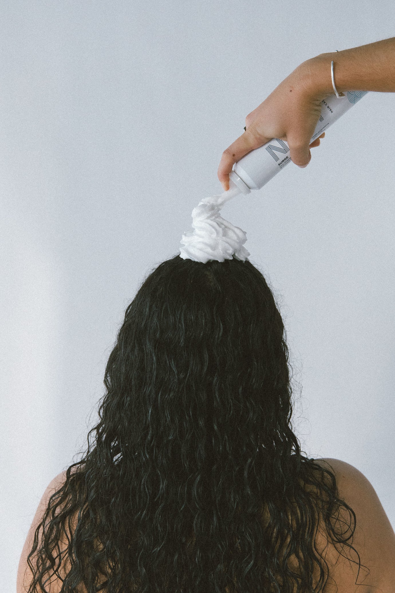 Surge Dry Shampoo & Instant Lift Foam – Navy Hair Care
